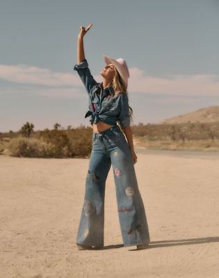 Lainey Wilson x Wrangler Embroidered Wide Leg Jean | Lainey Wilson x ...